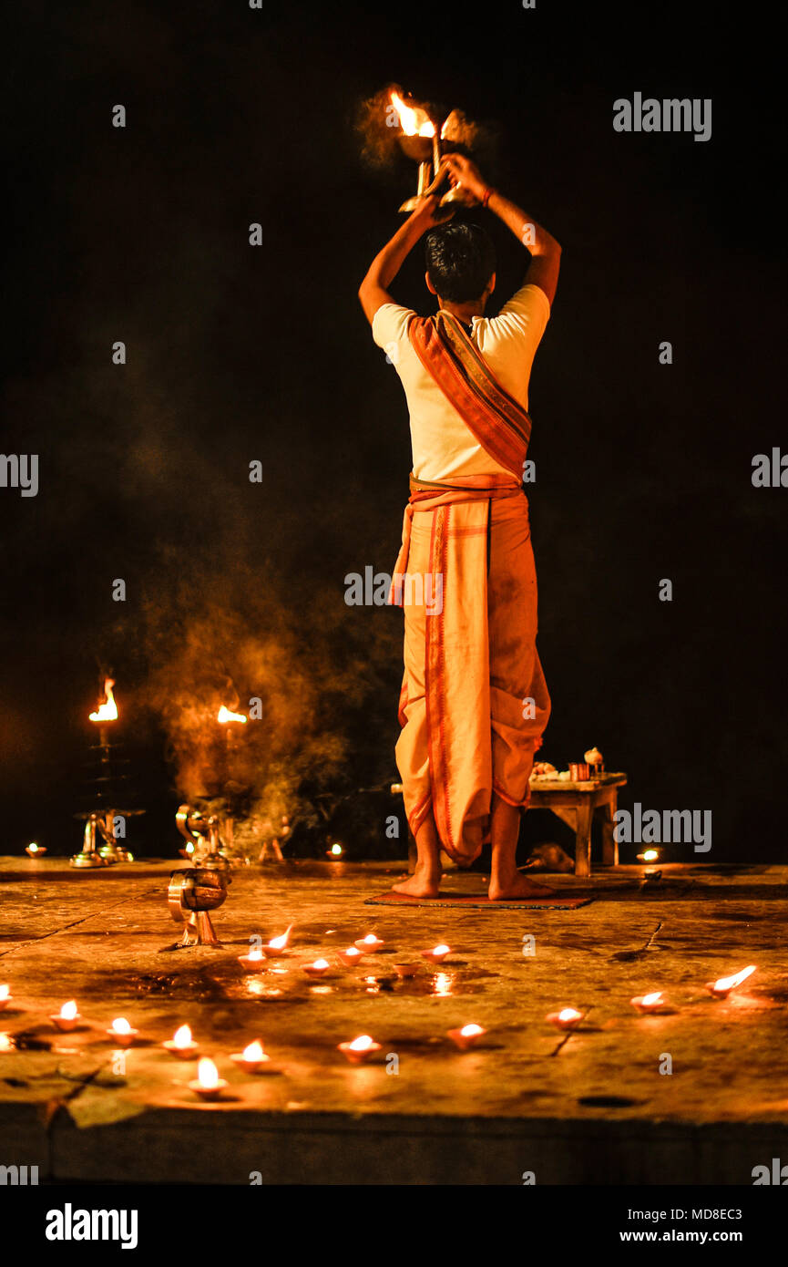 Hinduism : Ganga Aarti Puja (Evening ceremony) in Varanasi, India Stock ...