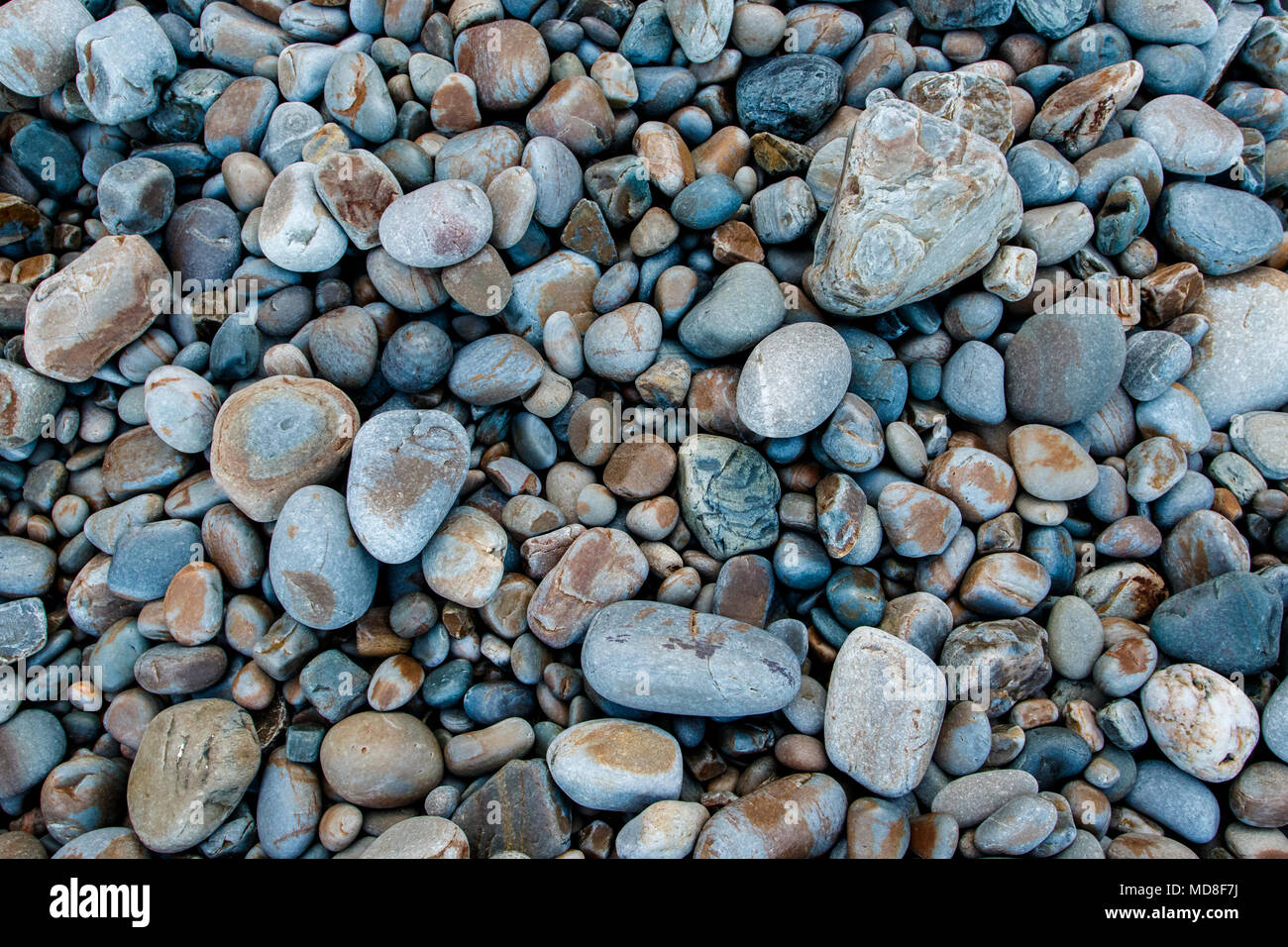 Pebbles color beach background hi-res stock photography and images - Alamy