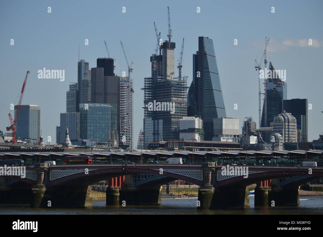 London liverpool street skyscraper hi-res stock photography and images ...