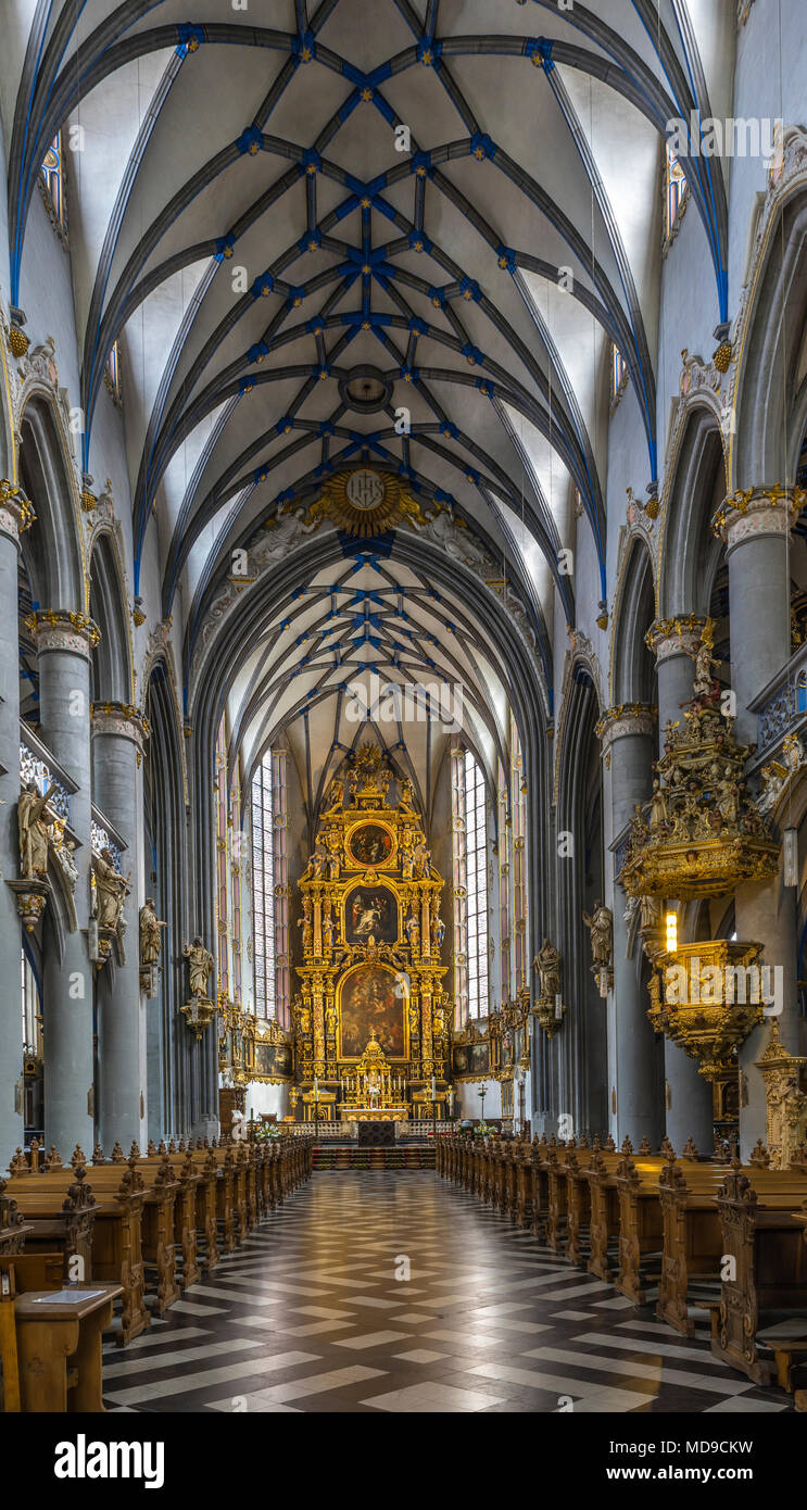 Longhouse with choir, St. Mary's Assumption, Baroque Church, Cologne ...