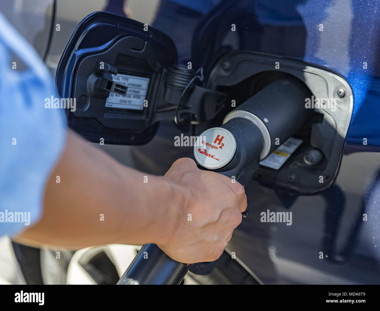 Liquid Hydrogen Fuel Tank High Resolution Stock Photography and Images ...