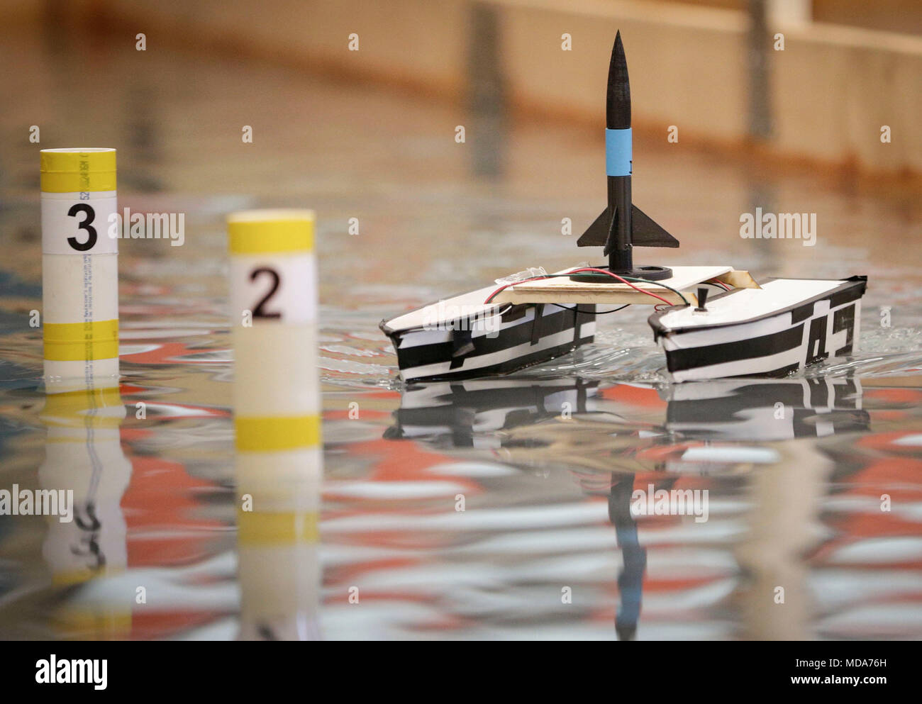 Mechanical models hi-res stock photography and images - Alamy