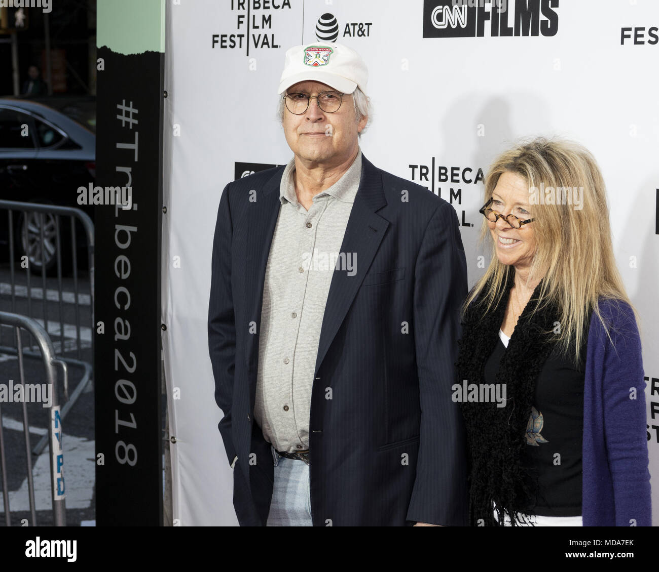 Chevy chase and wife hi-res stock photography and images - Alamy