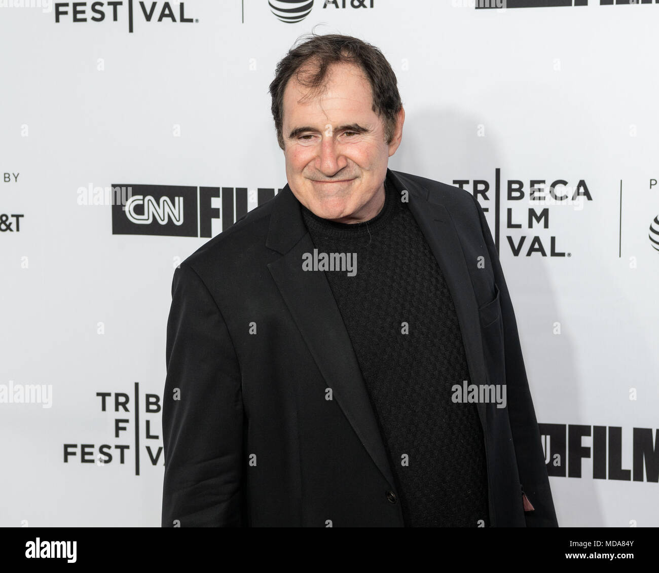 Richard kind hi-res stock photography and images - Alamy