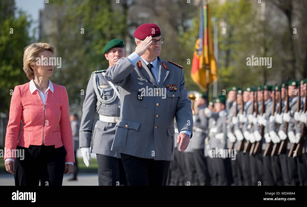 Bundeswehr inspector general hi-res stock photography and images - Alamy
