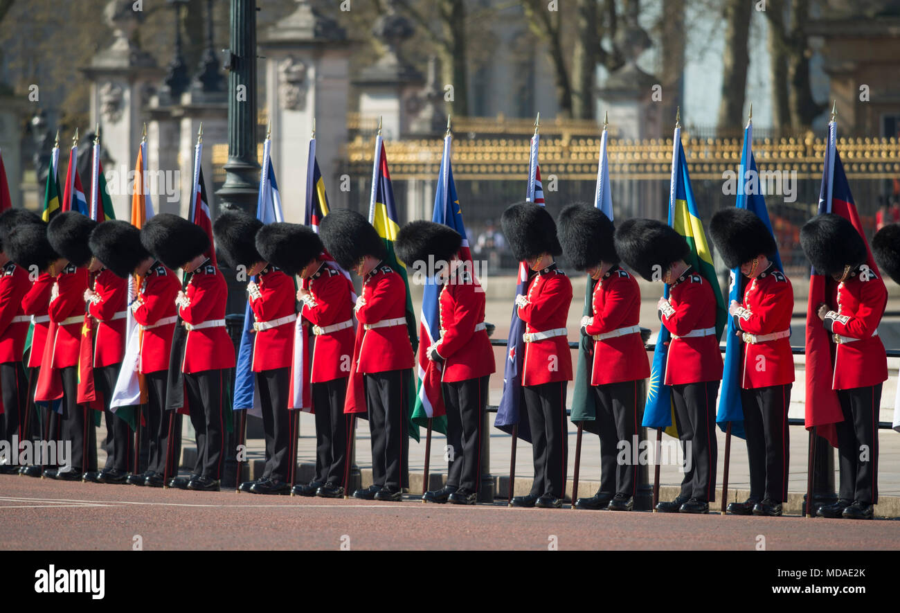 Buckingham Palace, London, UK. 19 April 2018. Her Majesty The Queen ...