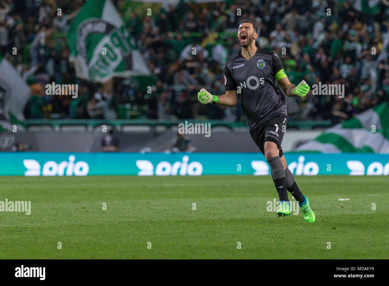 Sporting lisbon goalkeeper rui patricio hi-res stock photography and ...
