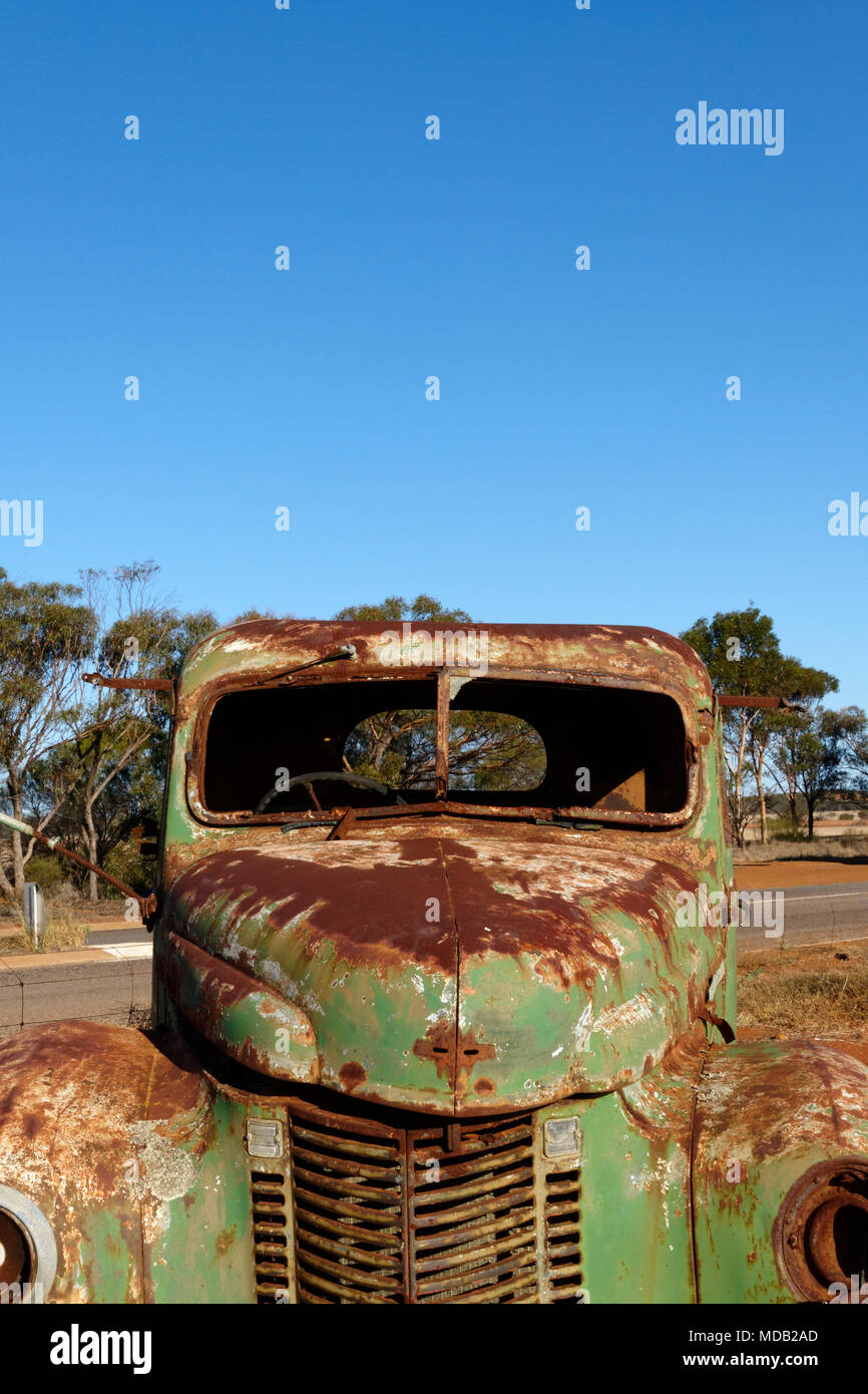 Abandoned old truck wreck hi-res stock photography and images - Alamy