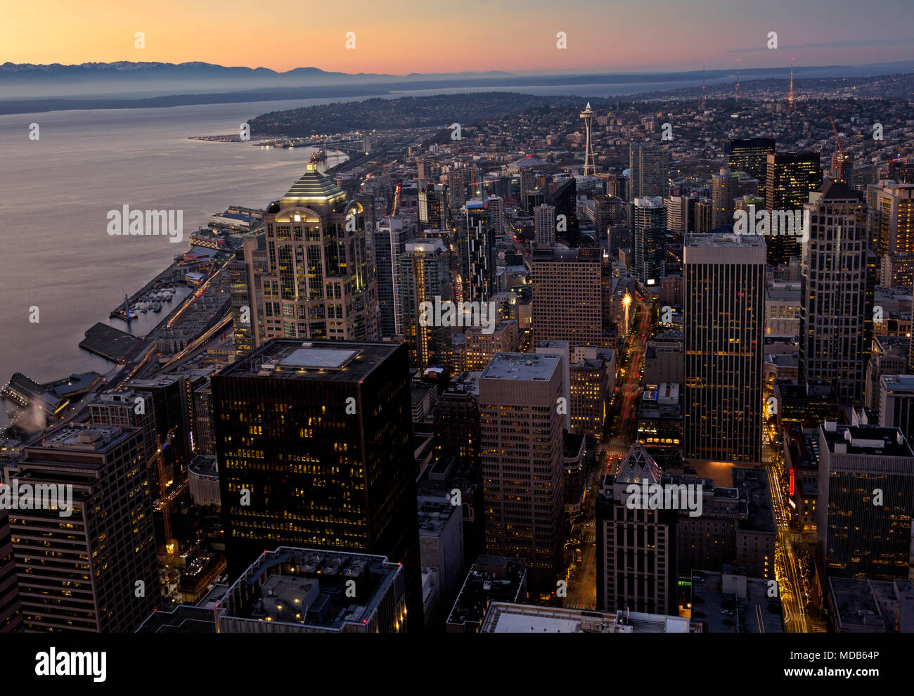Tallest seattle building hi-res stock photography and images - Alamy
