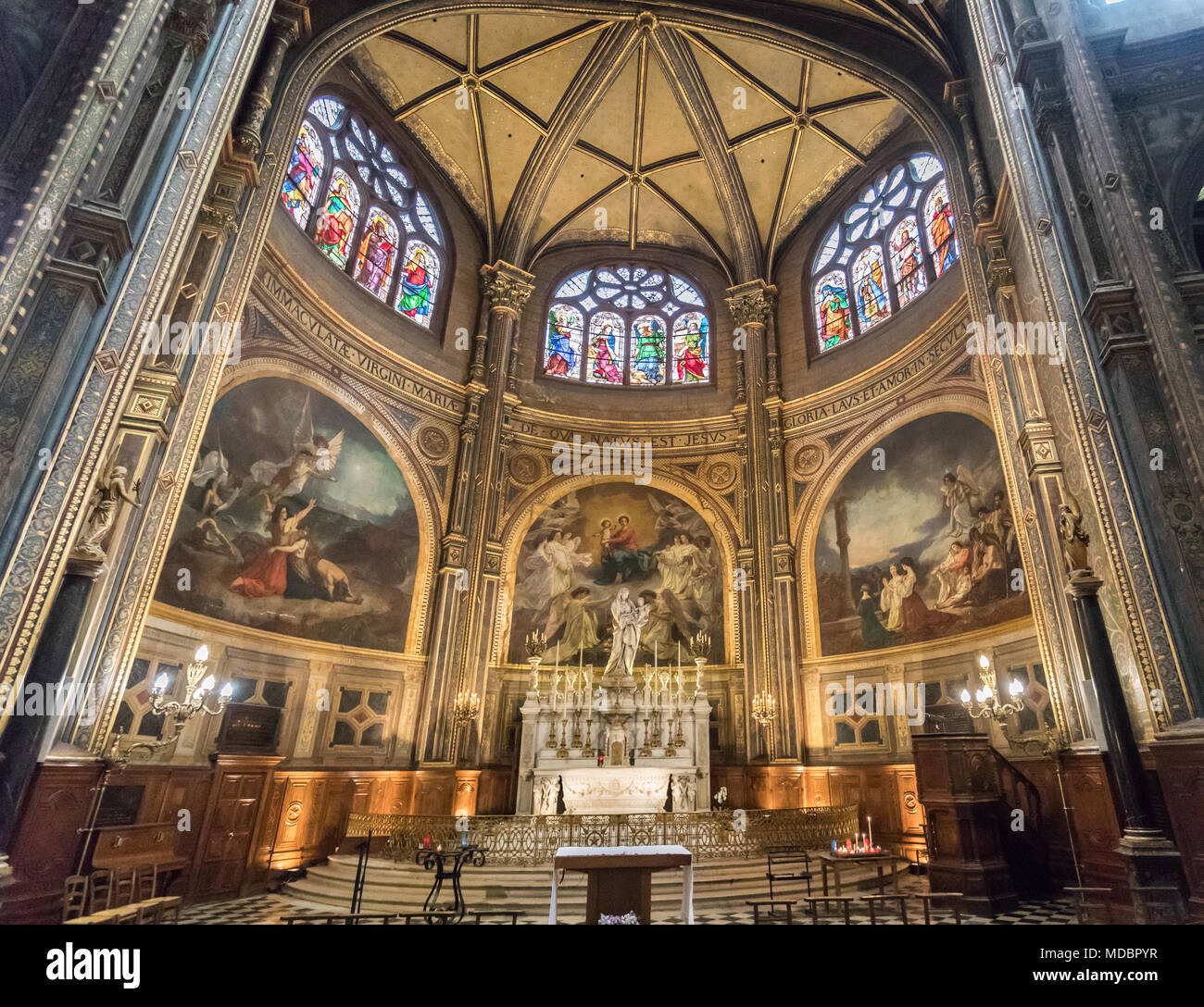 Interior Of Eglise Saint Eustache Church High Resolution Stock ...