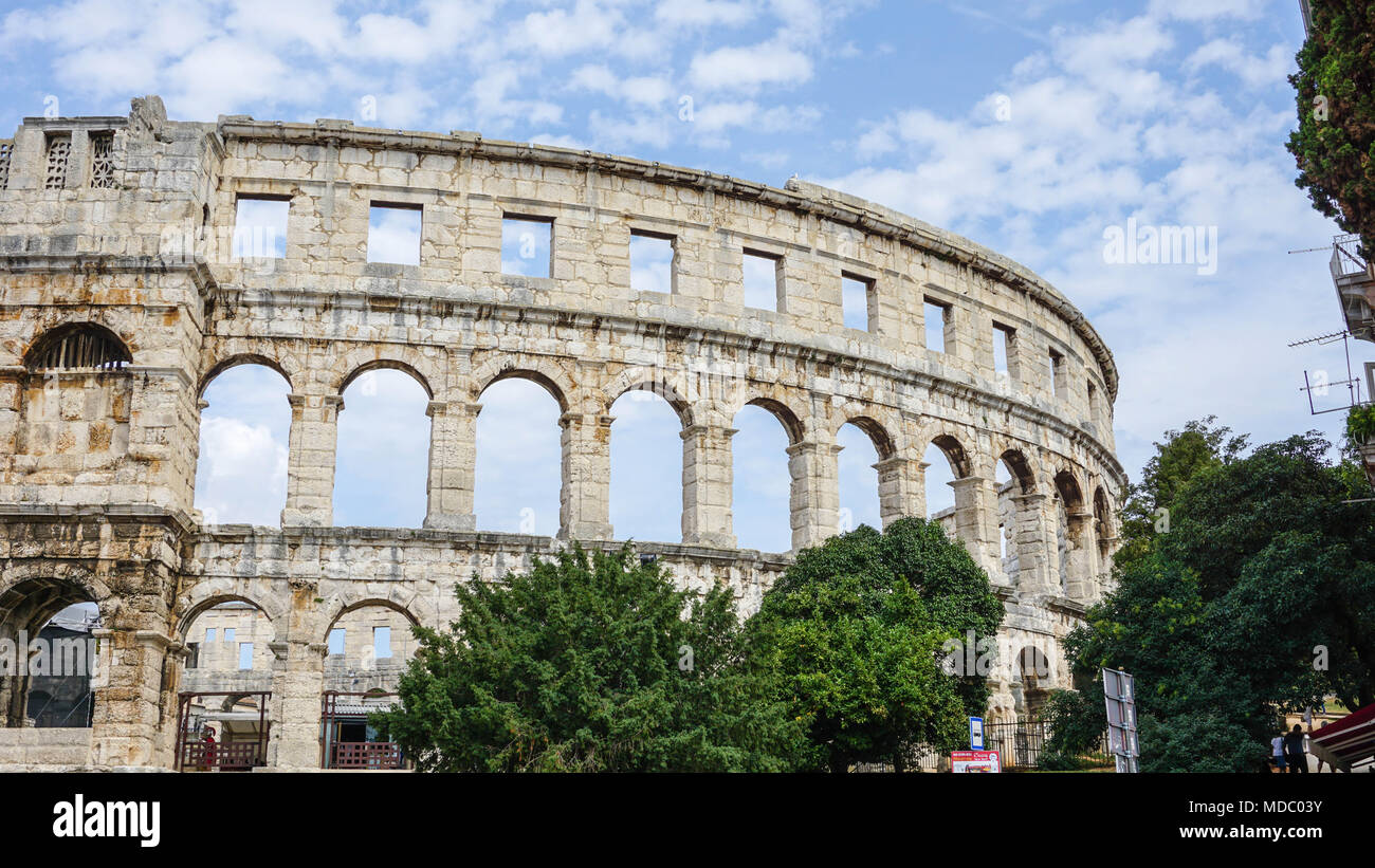 Antique Colosseum Arena of Pula / Croatia Stock Photo - Alamy