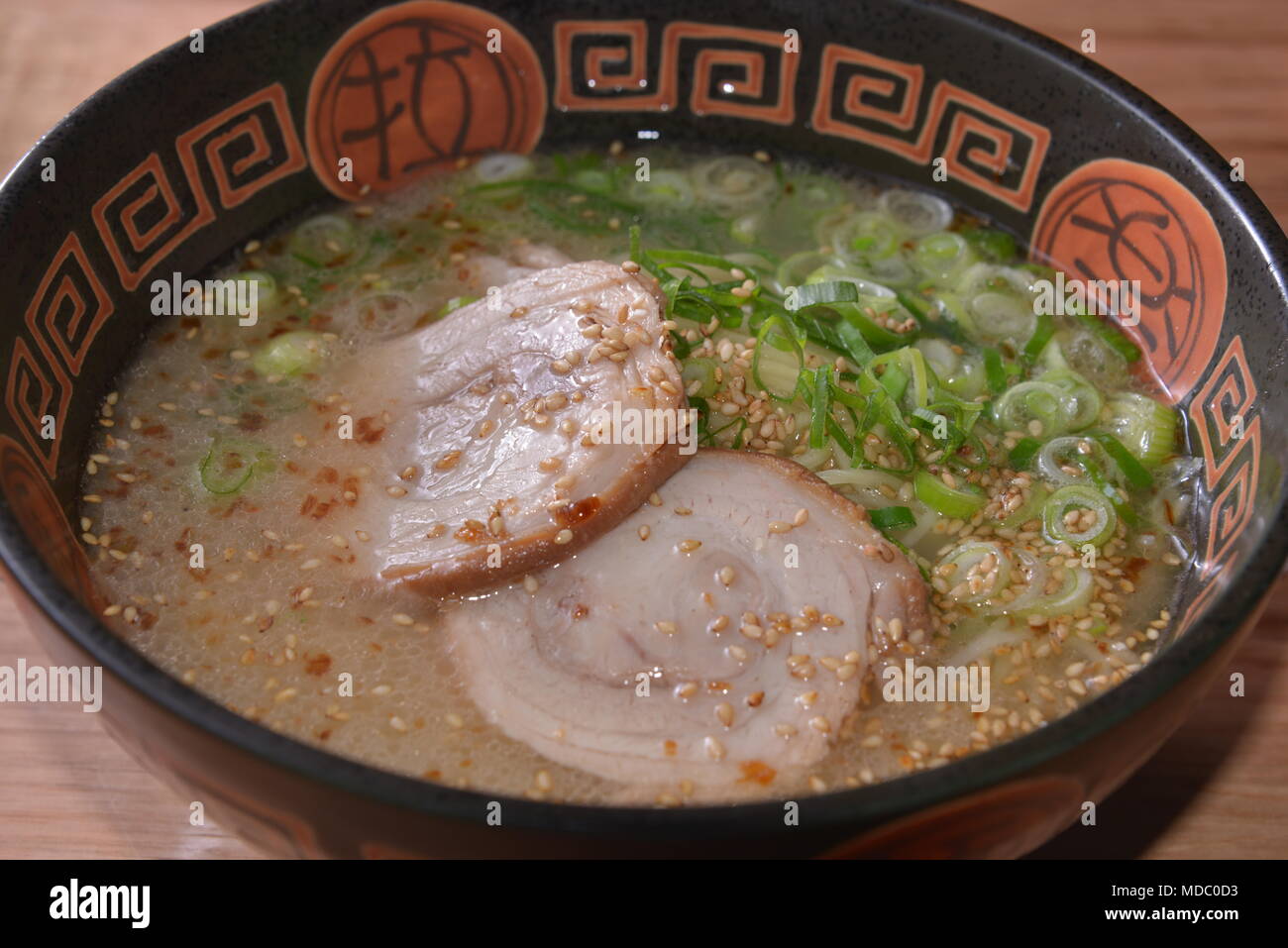 Ting liang hi-res stock photography and images - Alamy