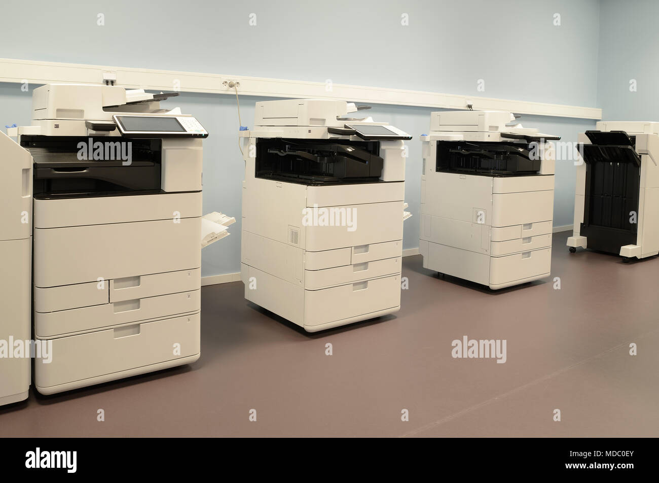 Photocopier machines hi-res stock photography and images - Alamy