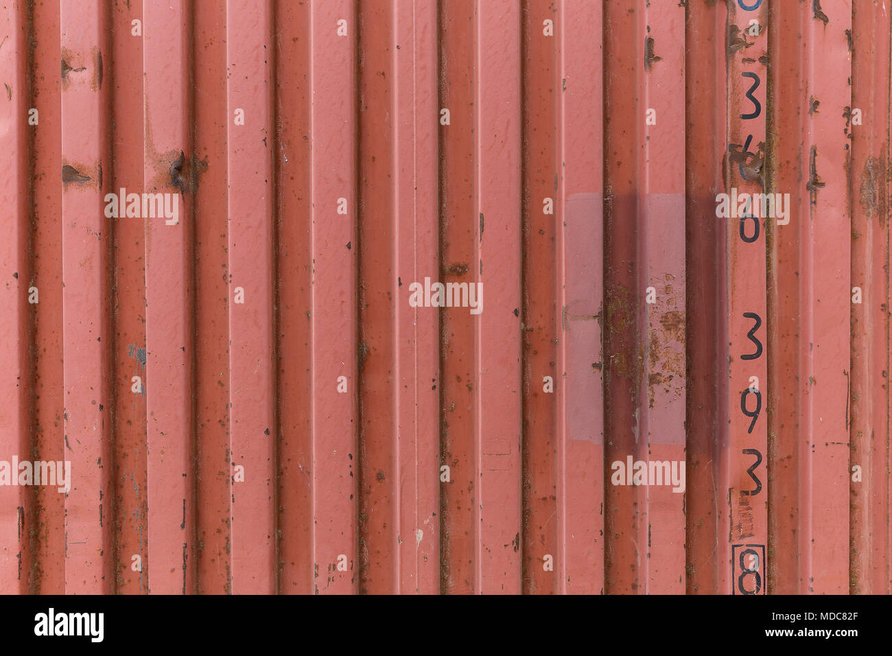 Rusty brown shipping container hi-res stock photography and images - Alamy