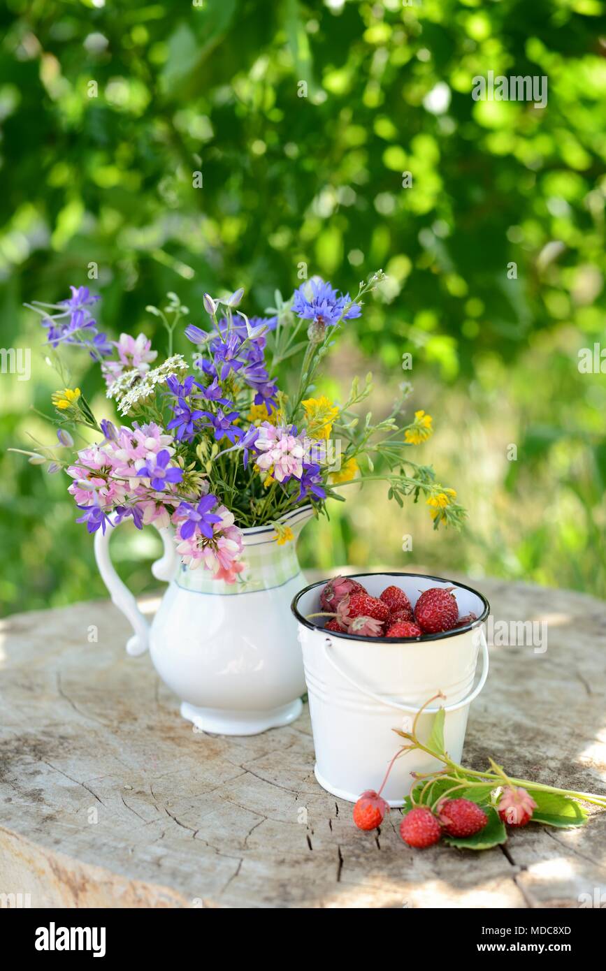 Still life strawberry jam hi-res stock photography and images - Alamy