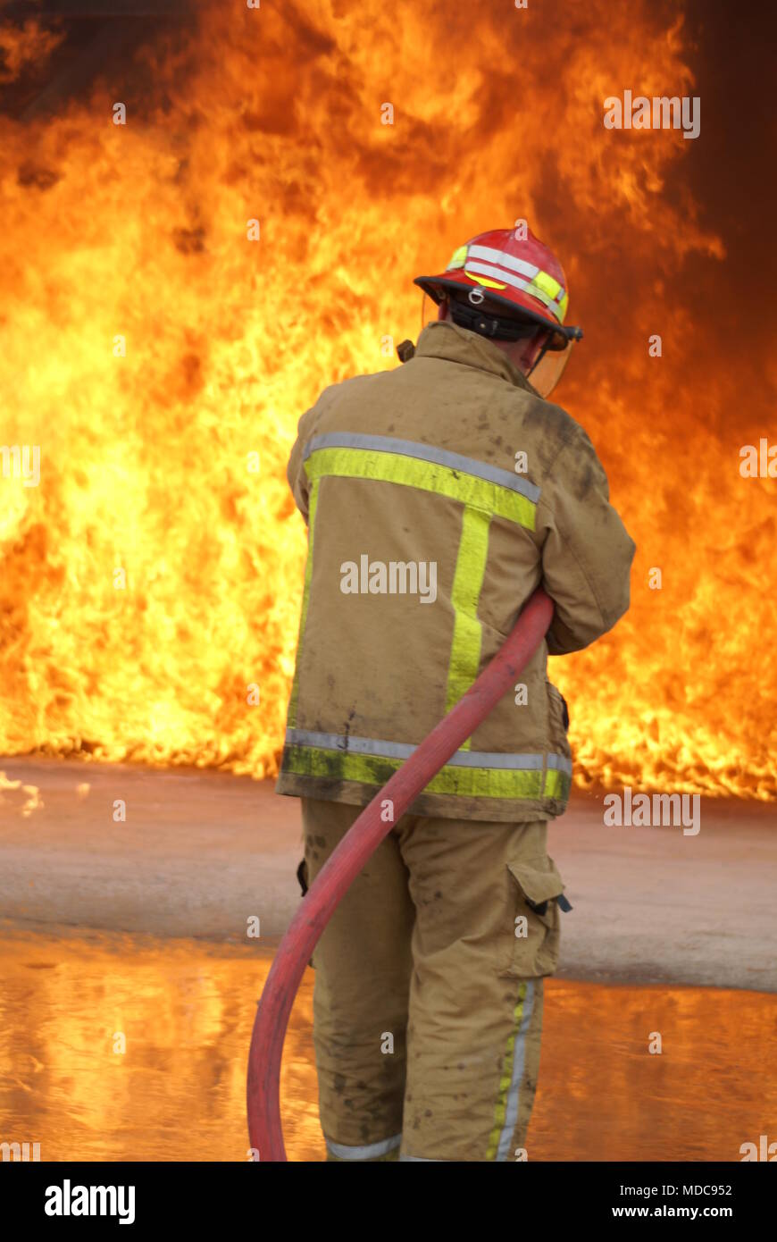 Boiling liquid expanding vapor explosion hi-res stock photography and ...
