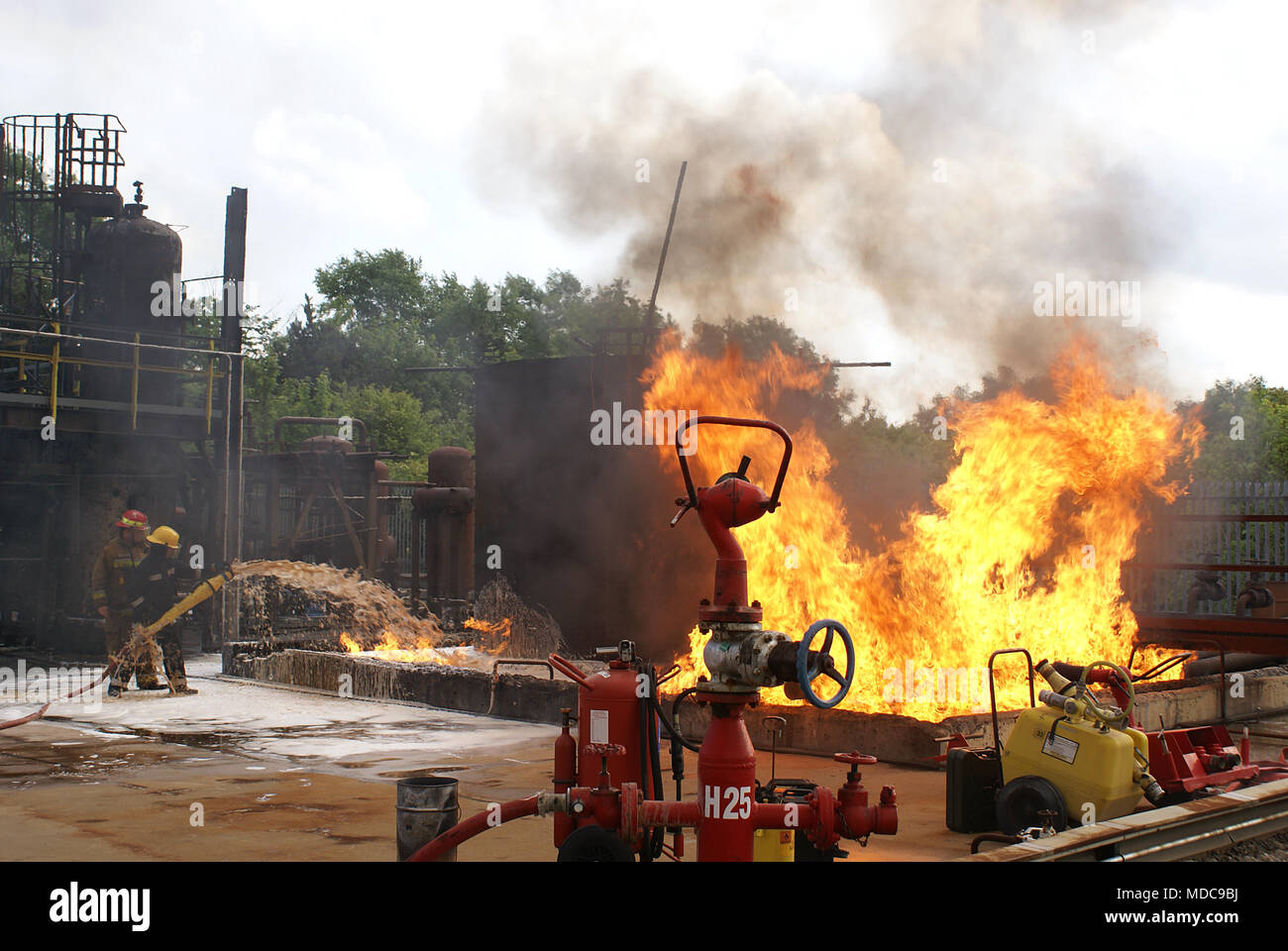 Boiling liquid expanding vapor explosion hi-res stock photography and ...