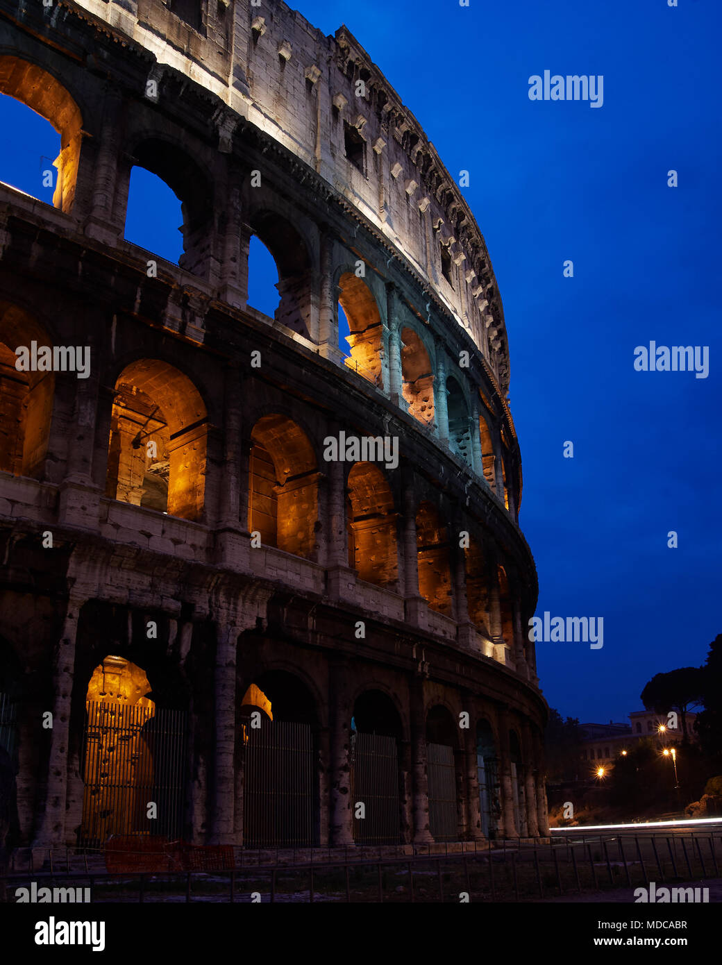 Coliseum facade hi-res stock photography and images - Alamy