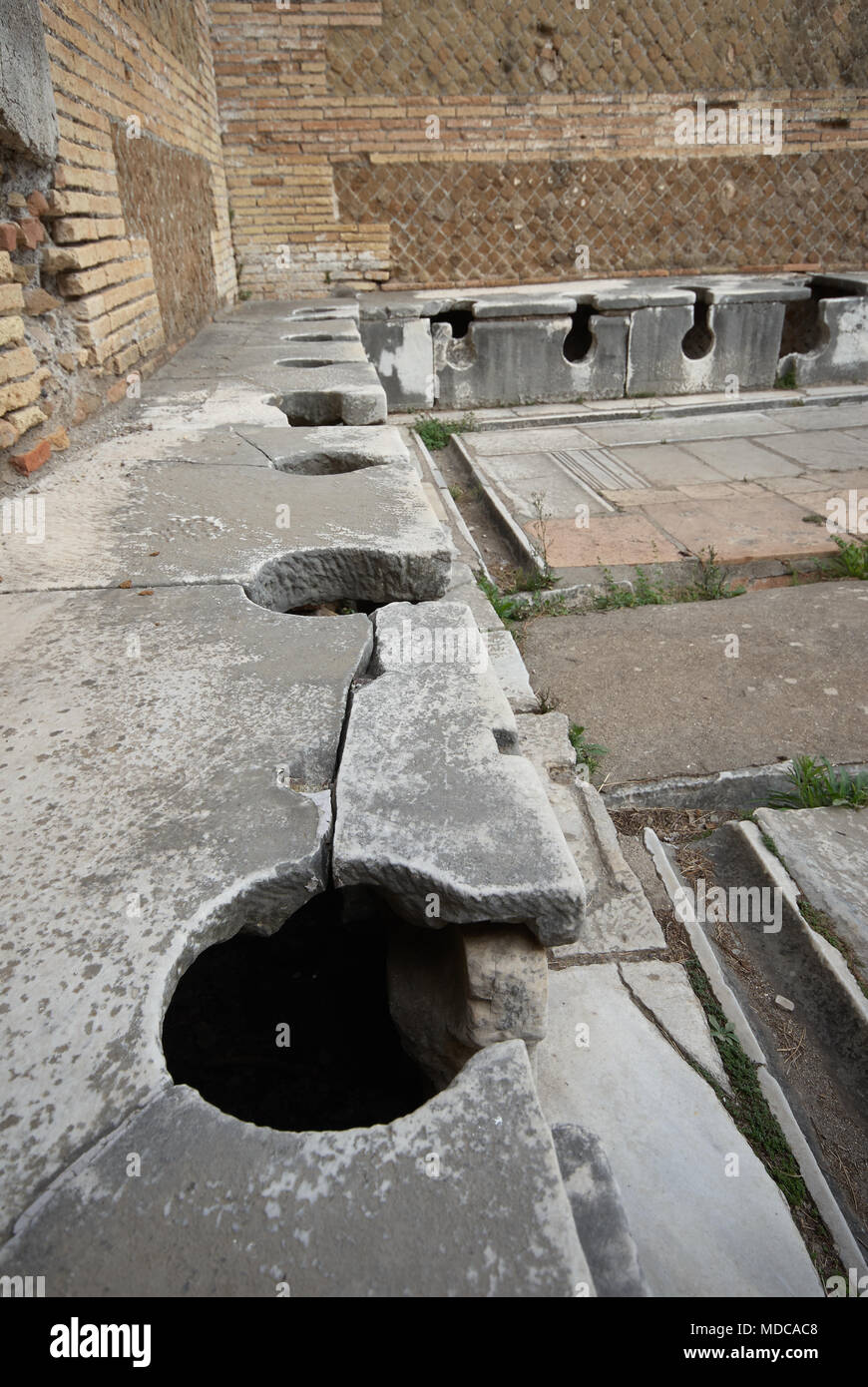 Ancient toilet rome hi-res stock photography and images - Alamy