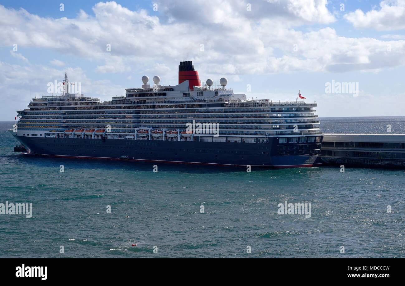 Madeira porto santo ferry hi-res stock photography and images - Alamy