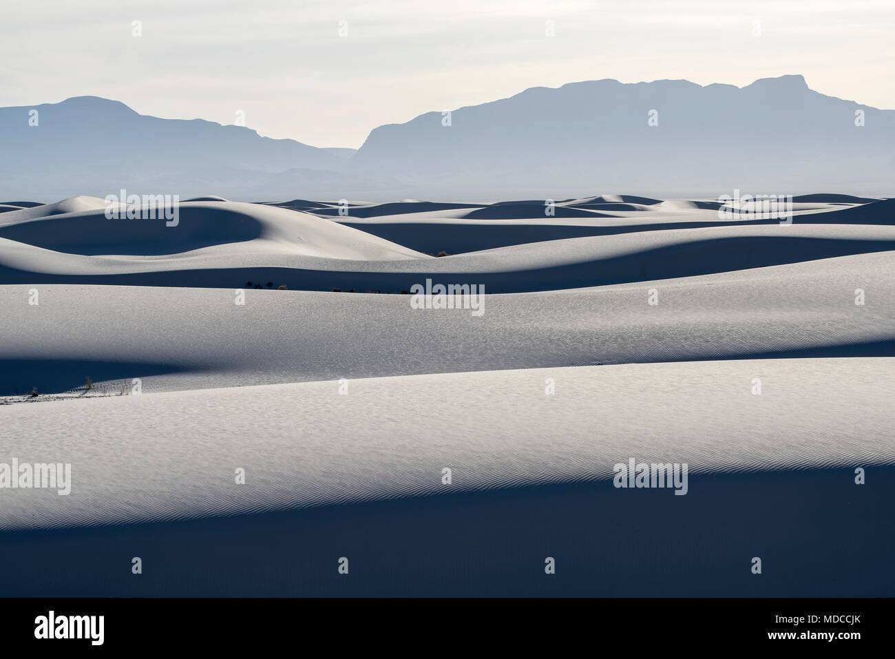 The unique and beautiful White Sands National Monument in New Mexico ...