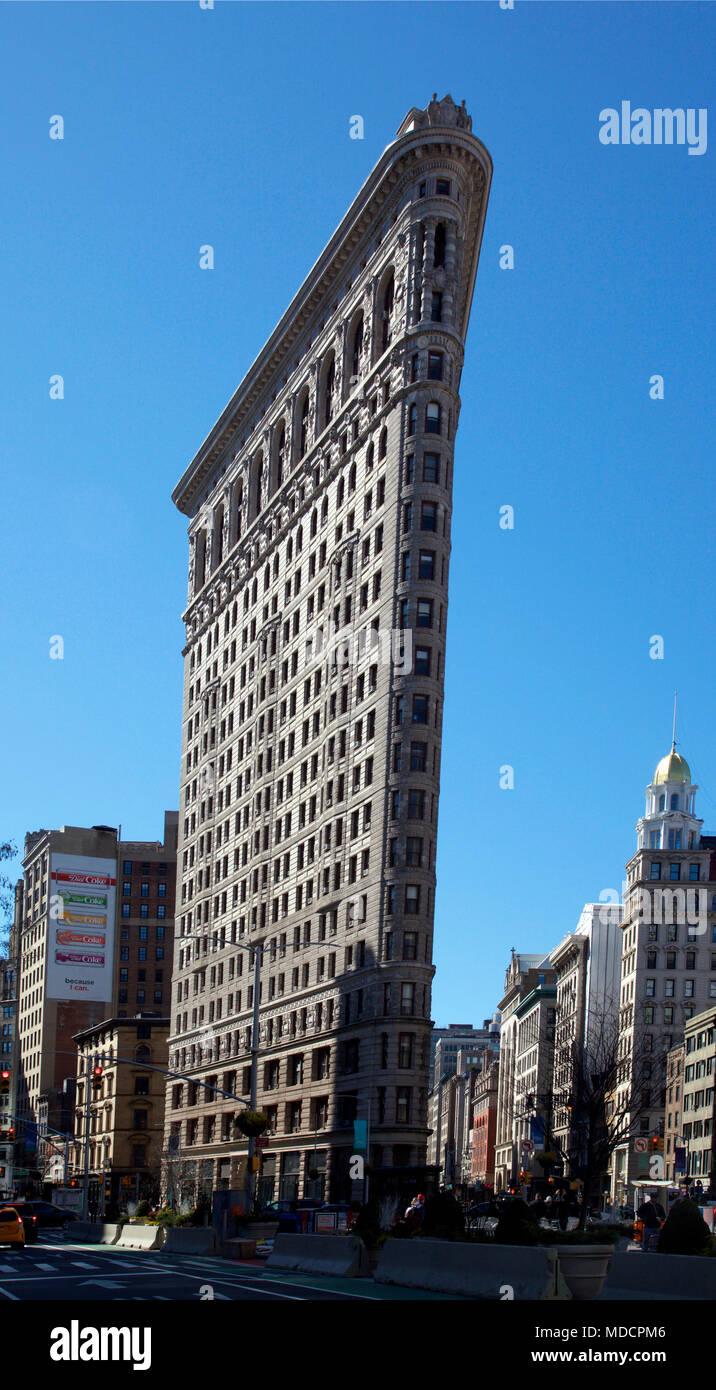 Nyc iconic building hi-res stock photography and images - Alamy