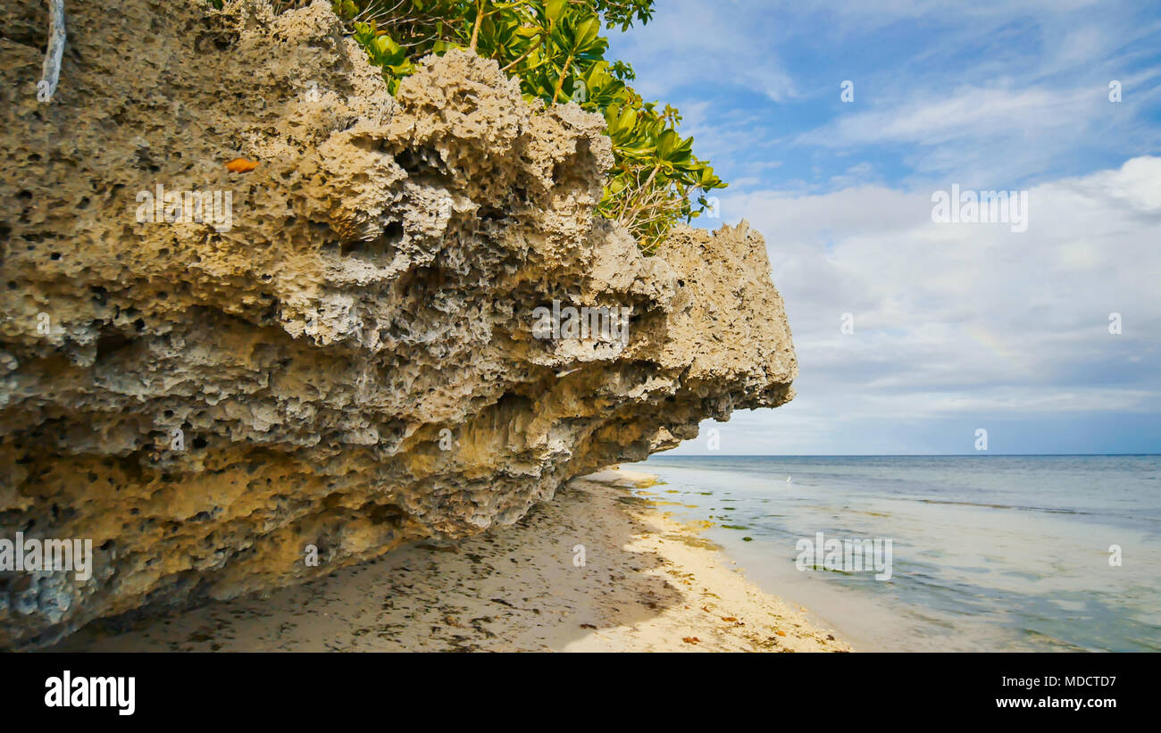 Beautiful wild tropical beach near Anda with granite rocks. Bohol ...