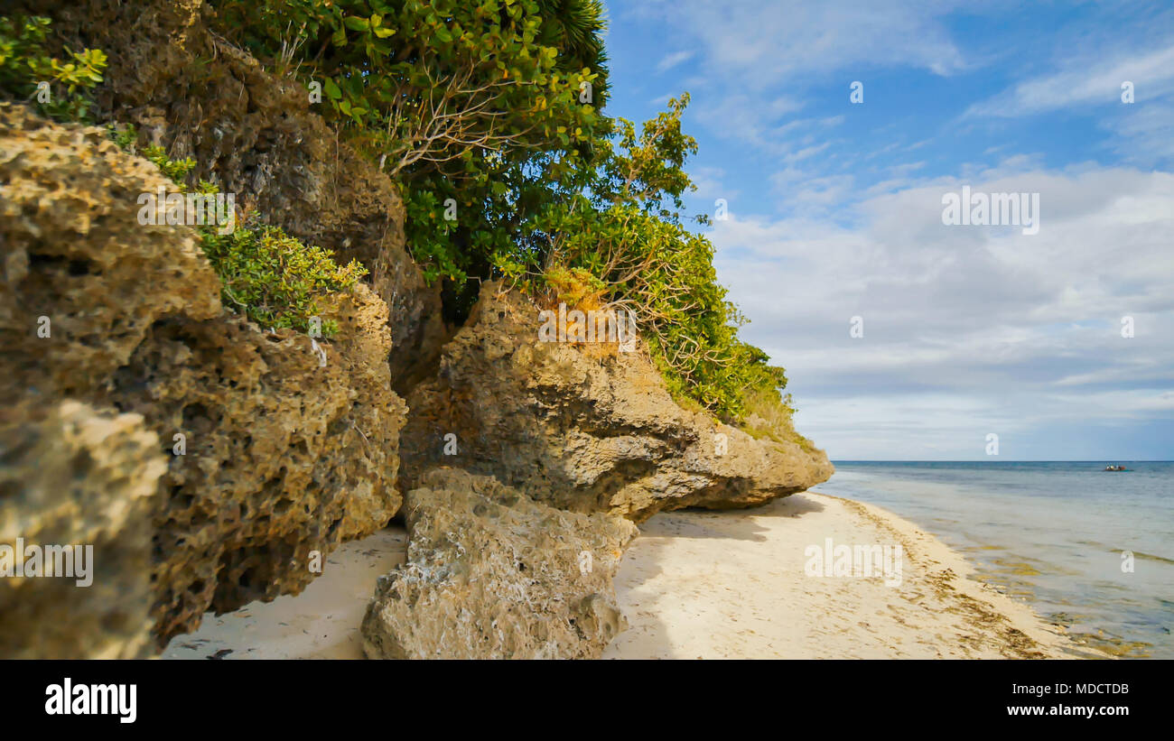 Beautiful wild tropical beach near Anda with granite rocks. Bohol ...