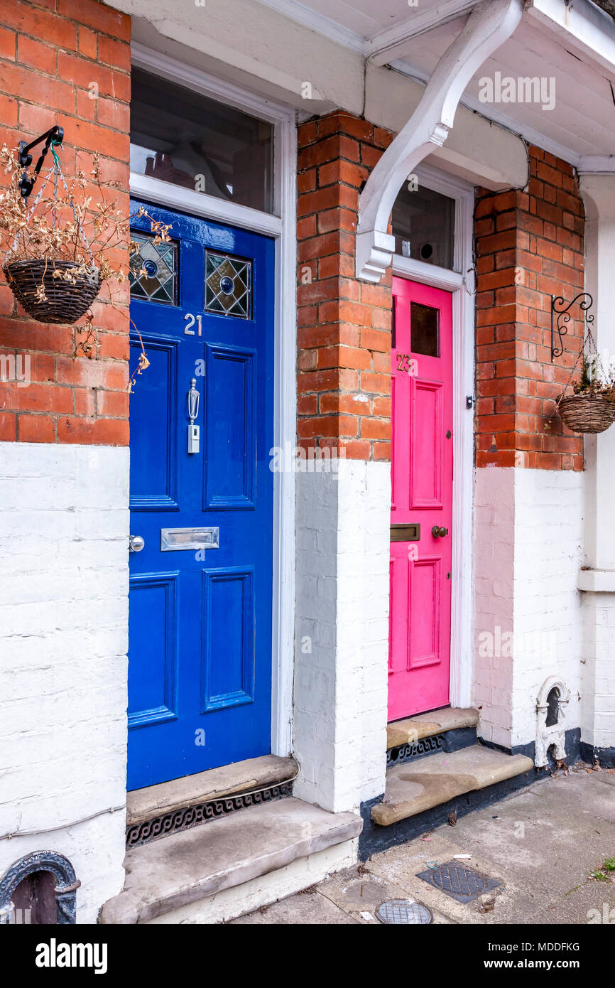 Colourful front doors hi-res stock photography and images - Alamy