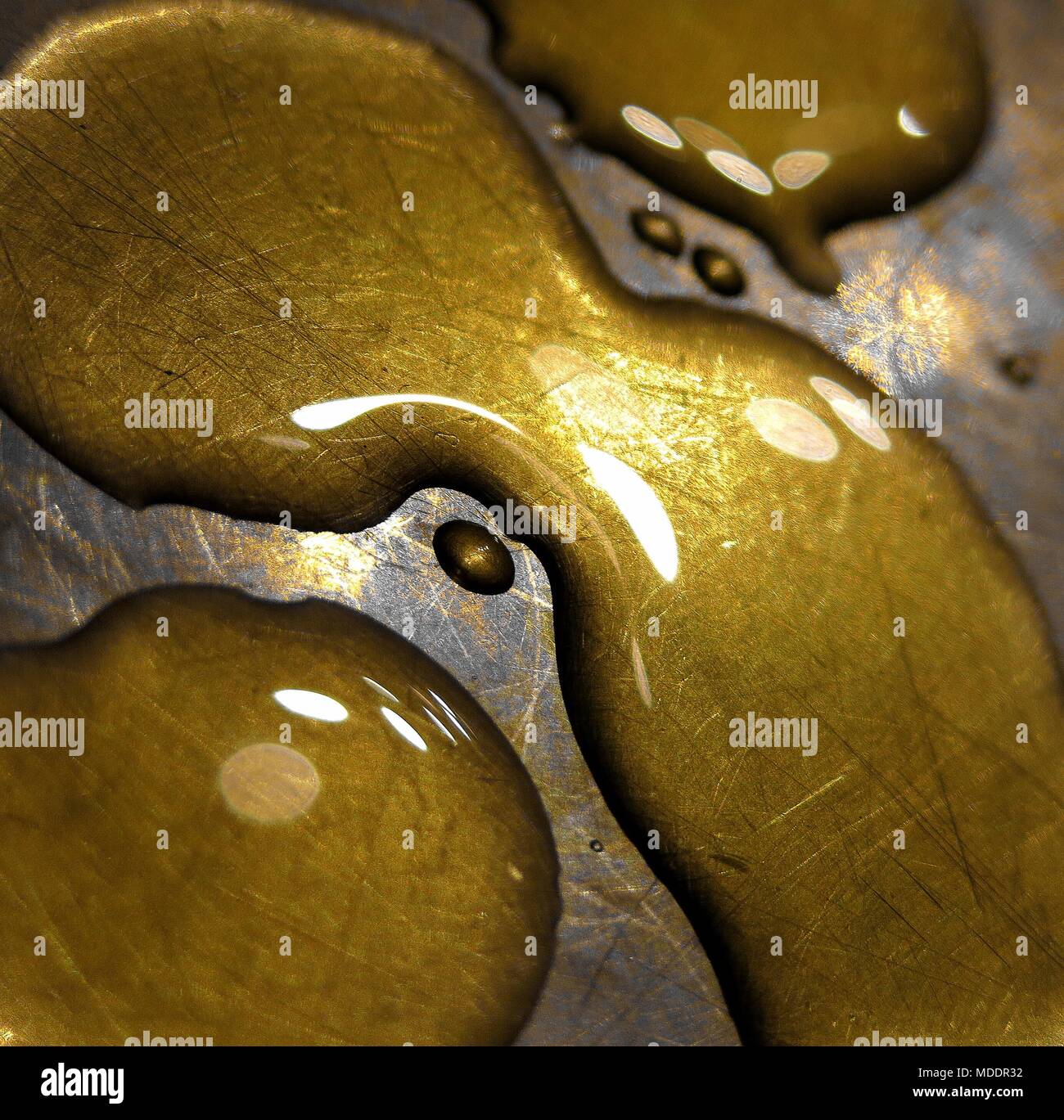 Olive oil macro hi-res stock photography and images - Alamy