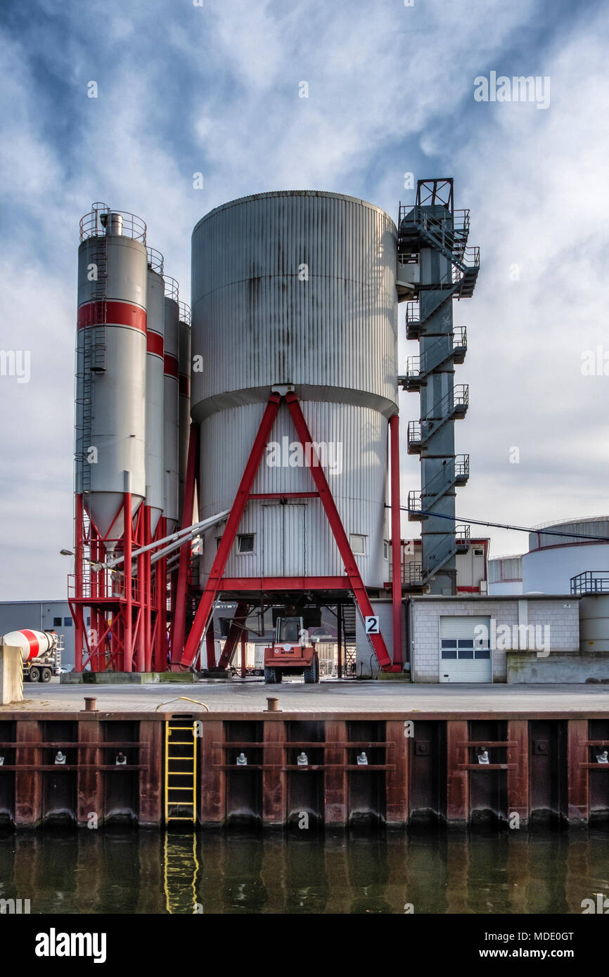 Berlin-Moabit,Westhafen,West Harbour,. SCHWENK German cement ...
