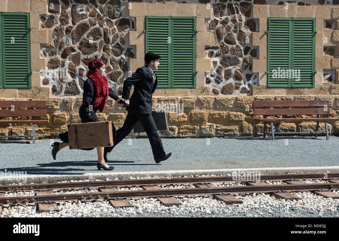 Running to catch train hi-res stock photography and images - Alamy
