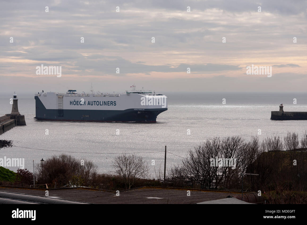 The Hoegh Traveller the autoliner arriving in the river Tyne on the ...