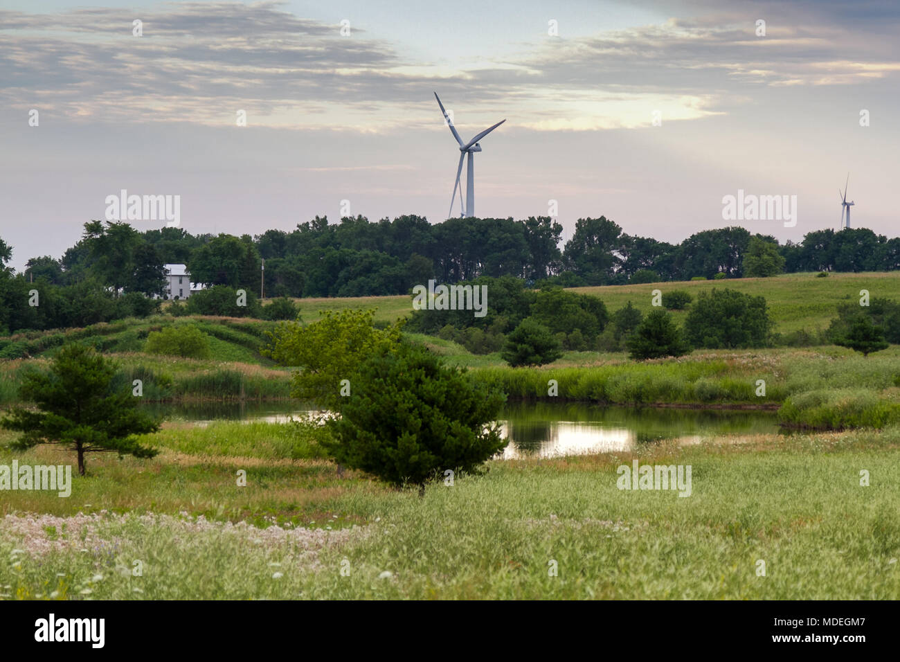 Pond wind farm hi-res stock photography and images - Alamy