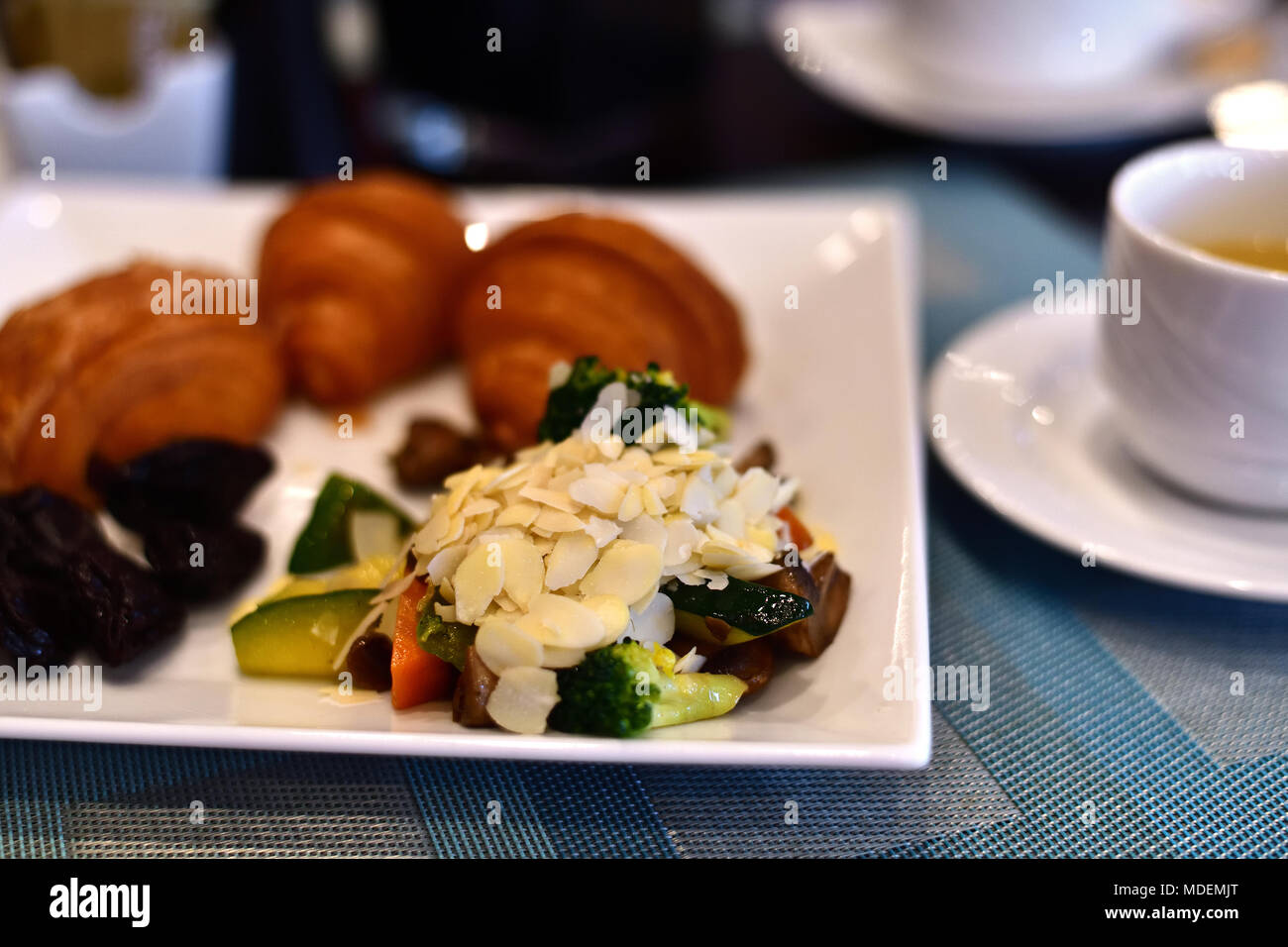 Inclusive breakfast hi-res stock photography and images - Alamy