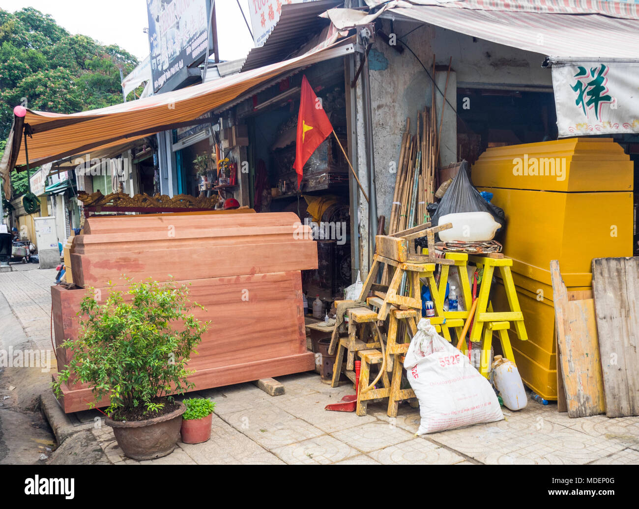 Wooden coffins hi-res stock photography and images - Alamy