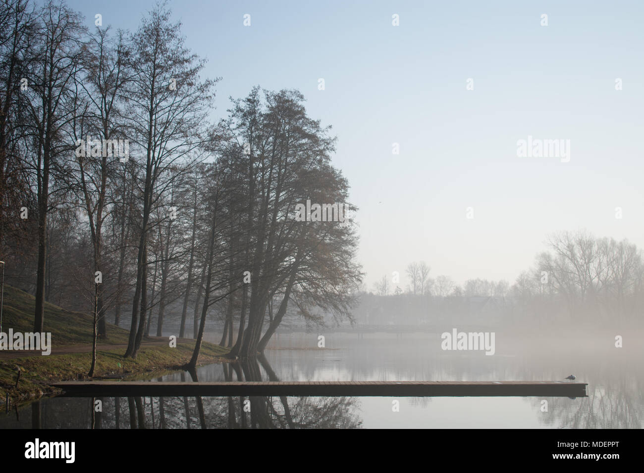 Bridge mist hi-res stock photography and images - Alamy
