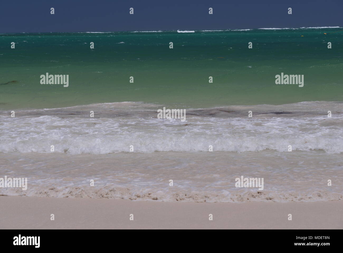 The Pinnacles schedule/Beach Stock Photo - Alamy