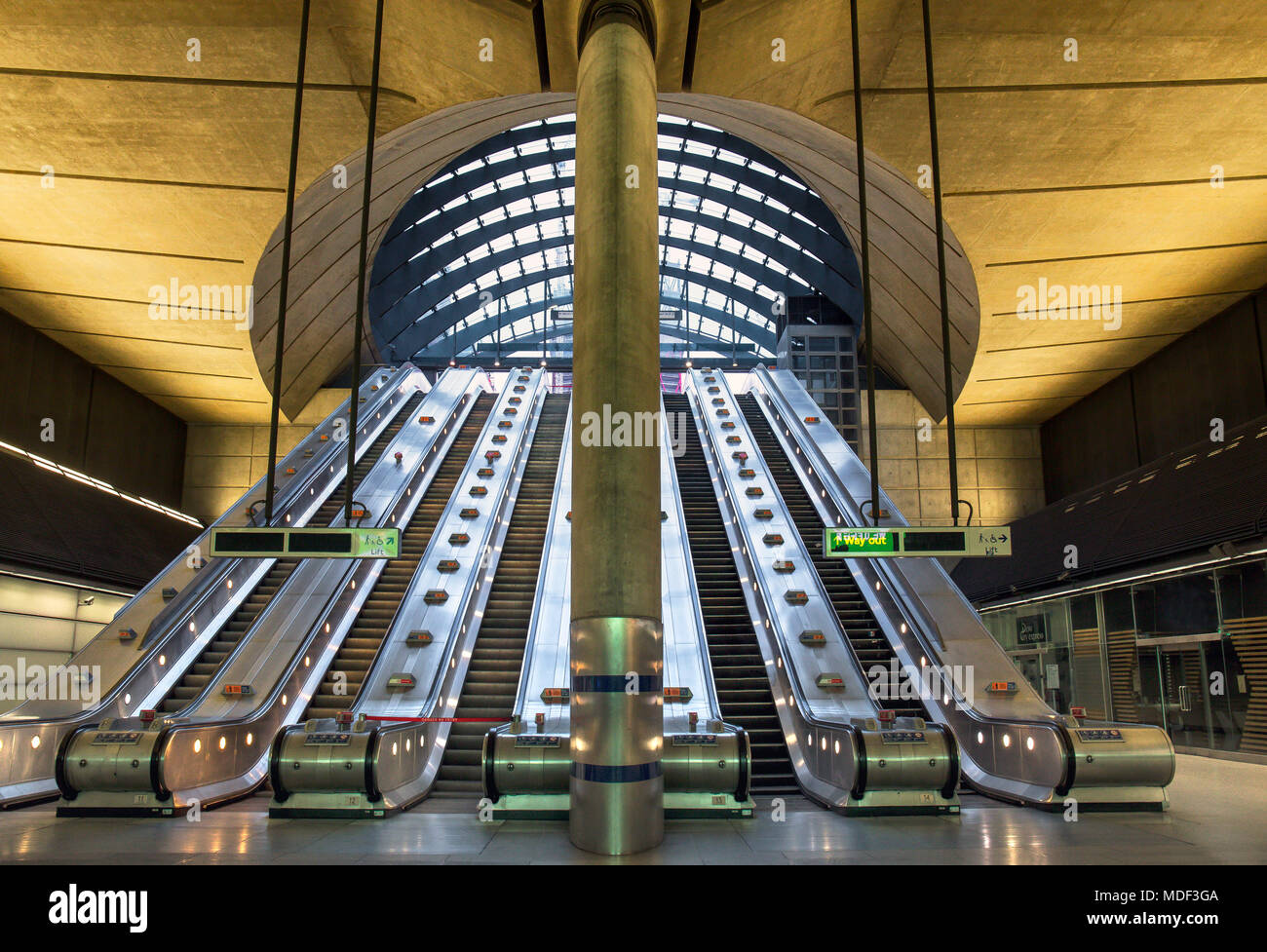 Modern london underground escalator hi-res stock photography and images ...