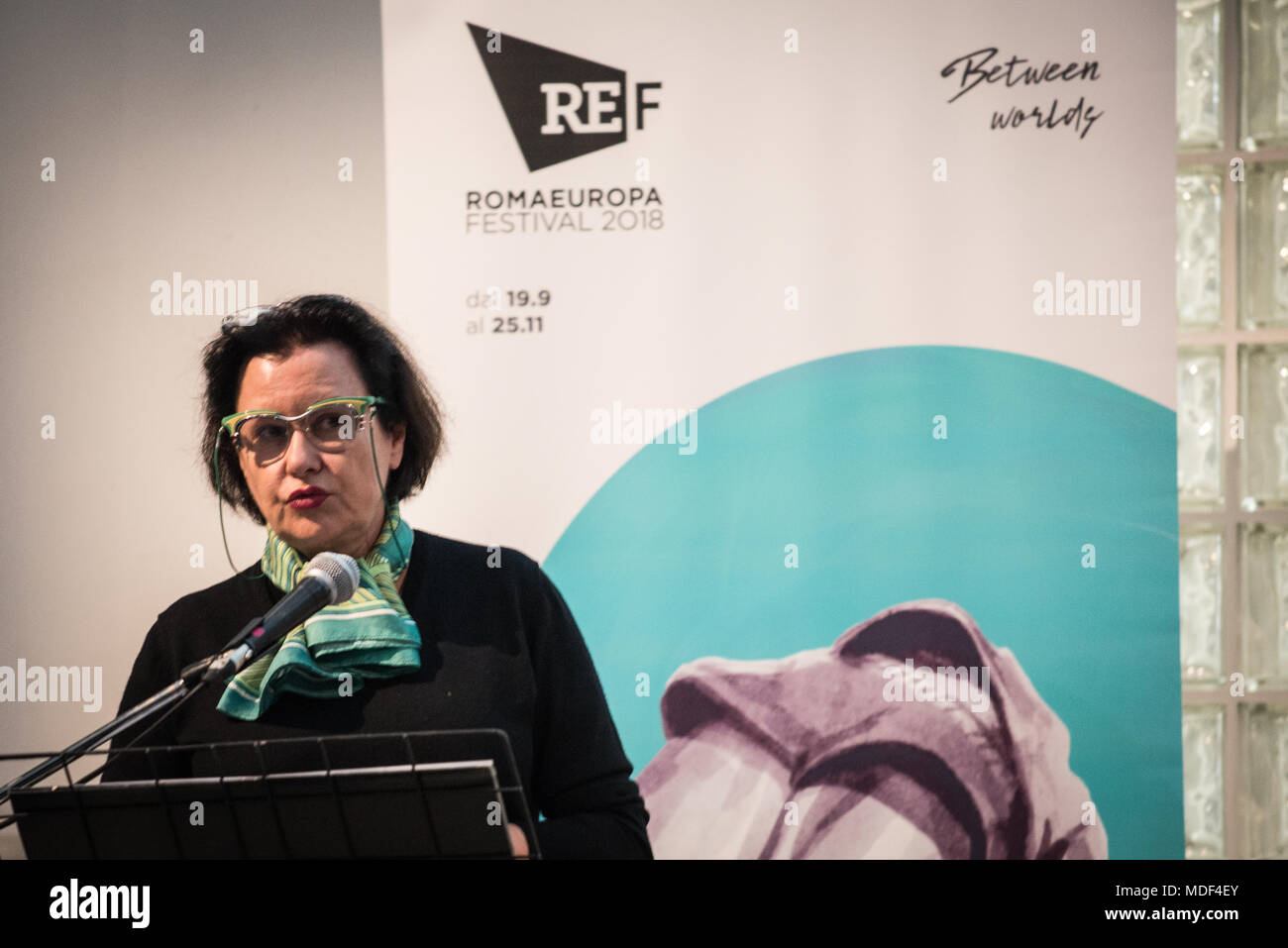 Monique veaute hi-res stock photography and images - Alamy