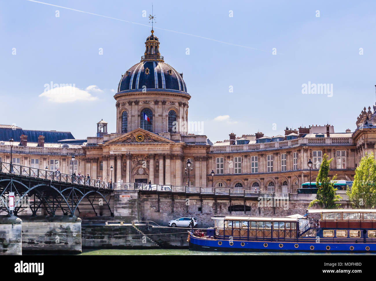 Academie francaise hi-res stock photography and images - Alamy