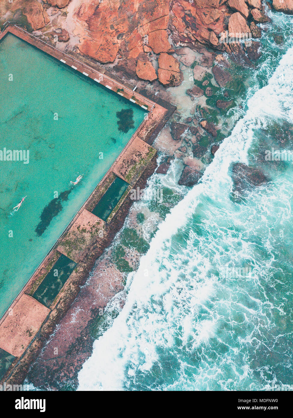 Rock pool baths hi-res stock photography and images - Alamy