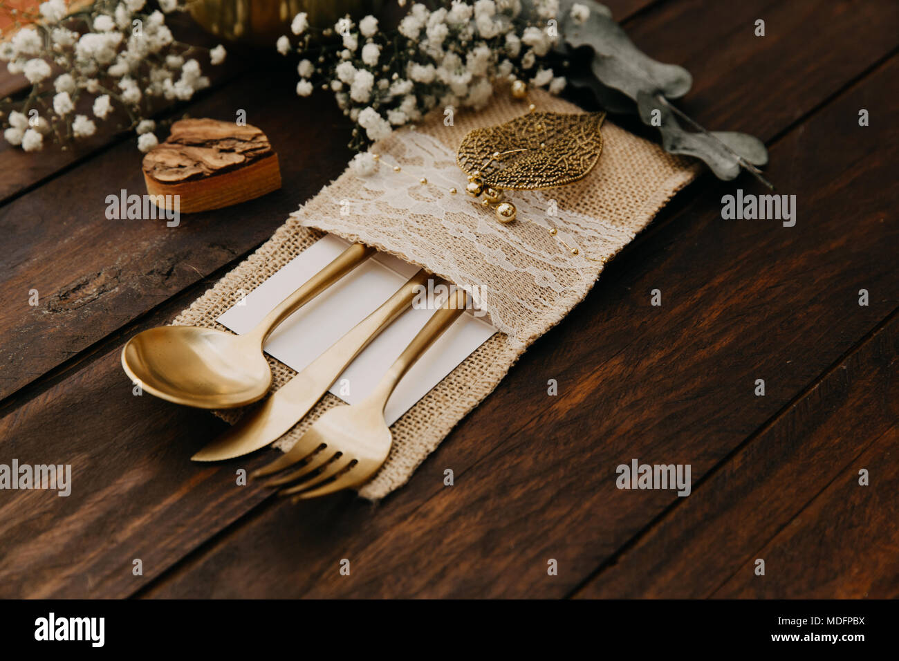Gold cutlery hi-res stock photography and images - Alamy