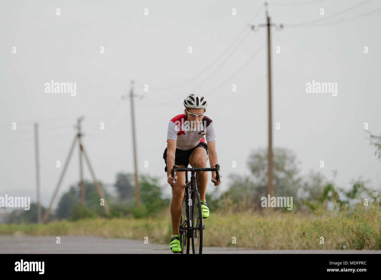 Bicycle rider sky hi-res stock photography and images - Alamy