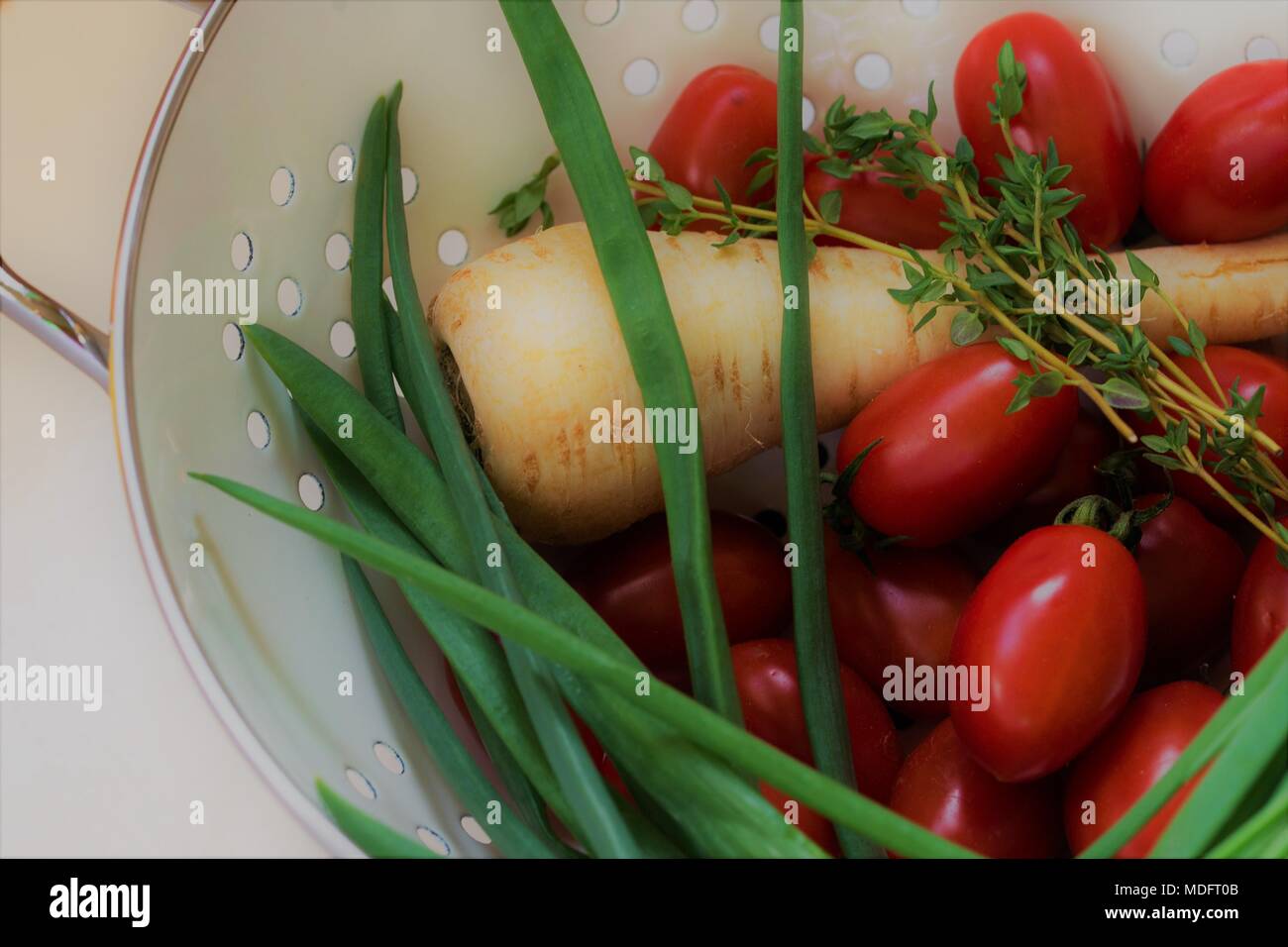 Onion parsnip hi-res stock photography and images - Alamy