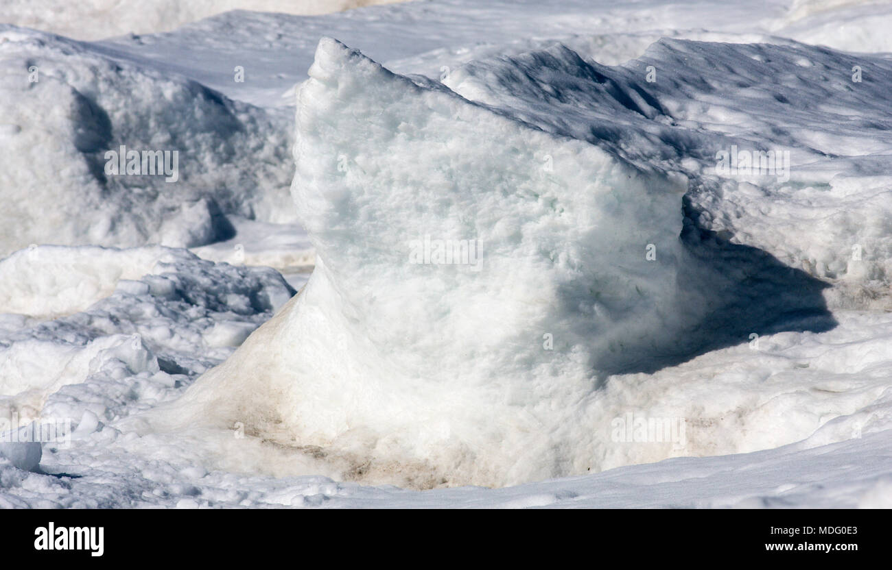 Dirt snow arctic sea hi-res stock photography and images - Alamy