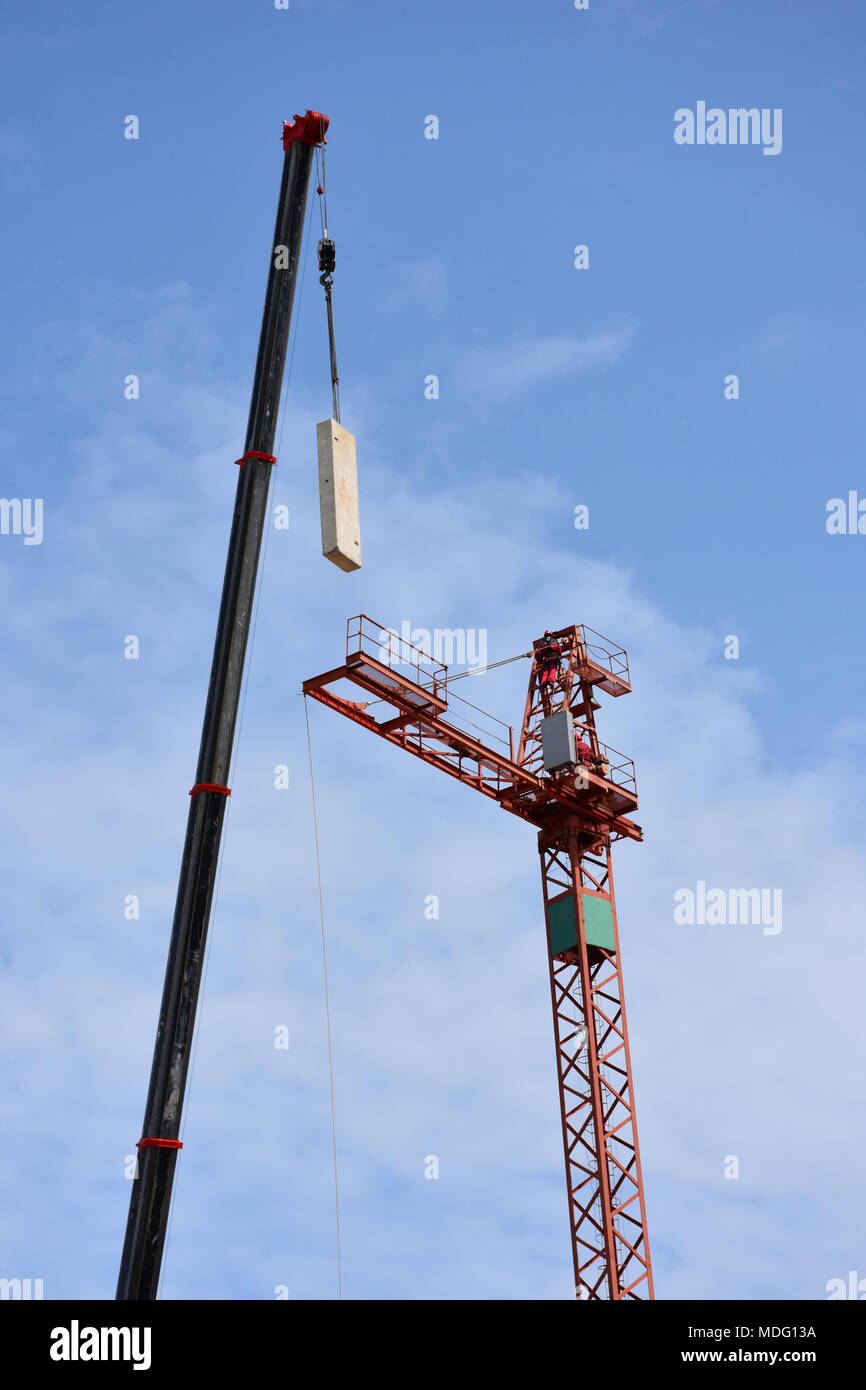 Assembly of a modern crane Stock Photo - Alamy
