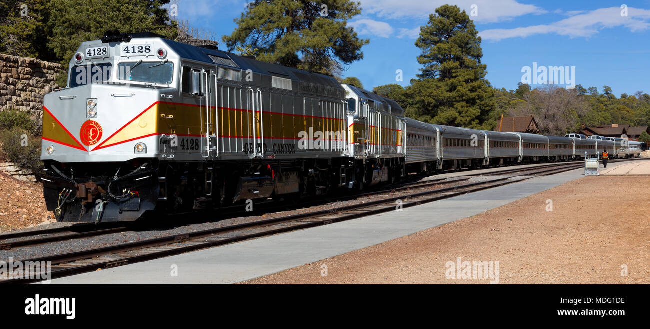 Grand Canyon Railroad train at South Rim, Grand Canyon National Park ...