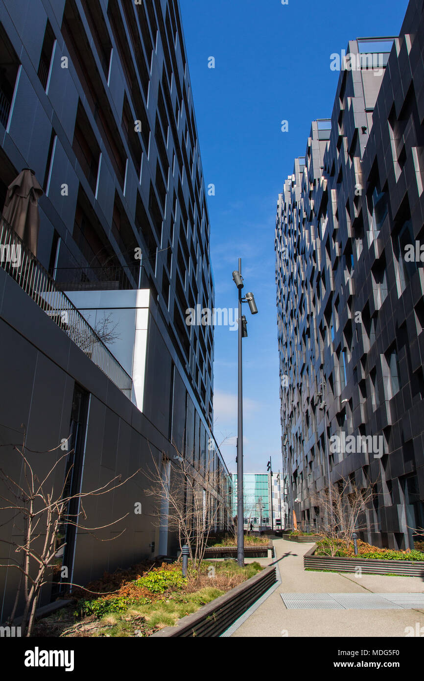 Bar code buildings hi-res stock photography and images - Alamy