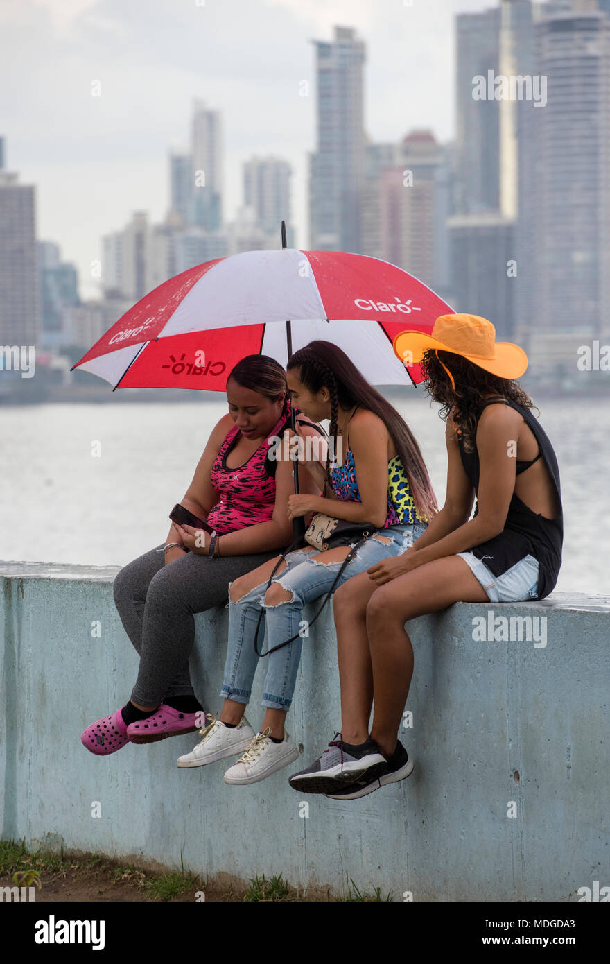 Panama girls hi-res stock photography and images - Alamy